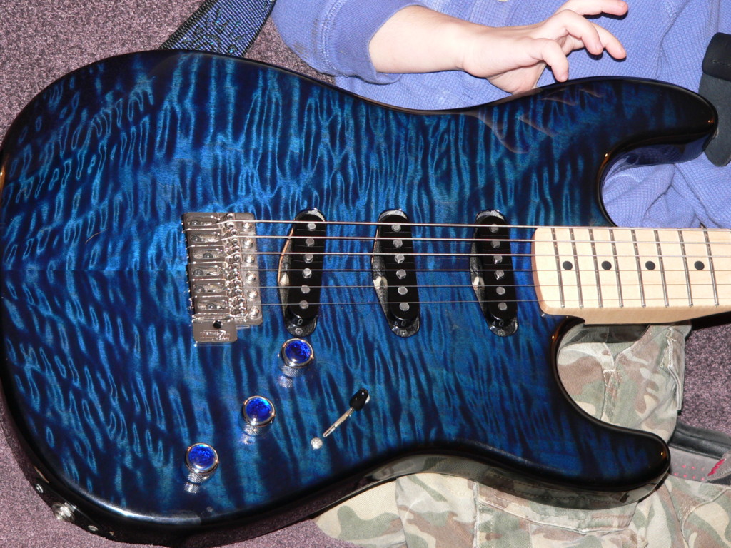 Warmoth offers laminate top on Strat bodies - what the heck? - Electric ...